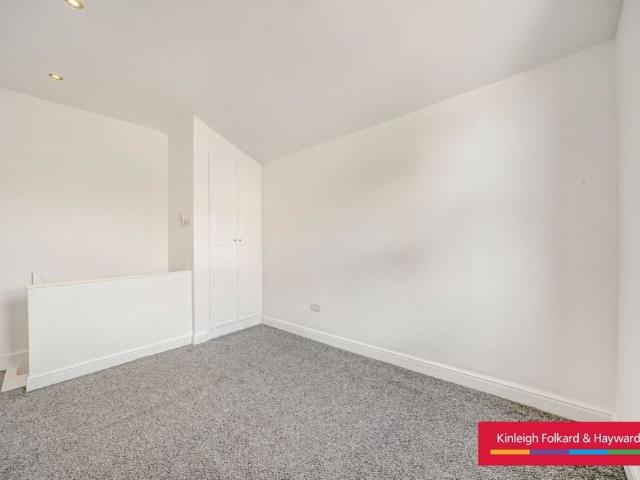 Catford Hill, London, SE6