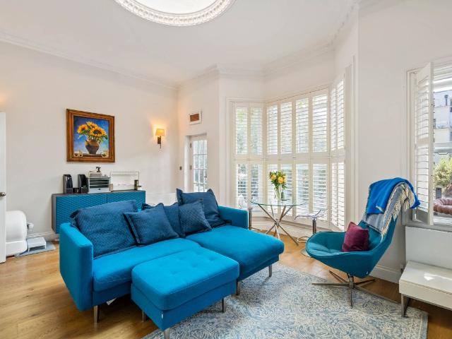 Cathcart Road, Chelsea SW10, 2 bed flat to rent, £4,000 pcm | PrimeLocation