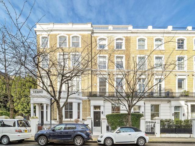 Cathcart Road, London SW10 5 bed terraced house to rent £17,498 pcm £4,038 pw