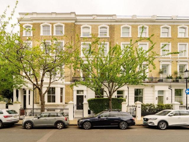 Cathcart Road, West Chelsea, SW10 5 bed terraced house to rent £17,498 pcm £4,038 pw
