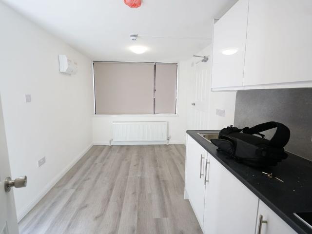 Catharine Close, Chafford Hundred, Grays RM16, Studio to rent, £1,300 pcm | PrimeLocation