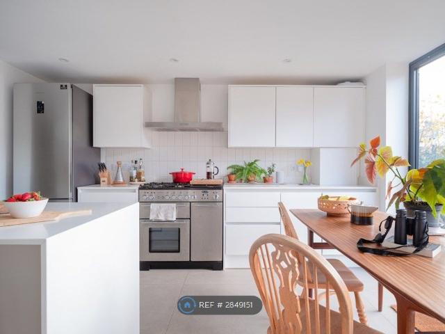 Catharine Street, Cambridge CB1, 3 bed end terrace house to rent, £2,950 pcm | PrimeLocation