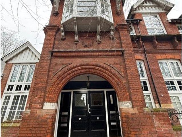 Cathedral Court, Chelmsford CM1, 2 bed flat to rent, £1,800 pcm | PrimeLocation