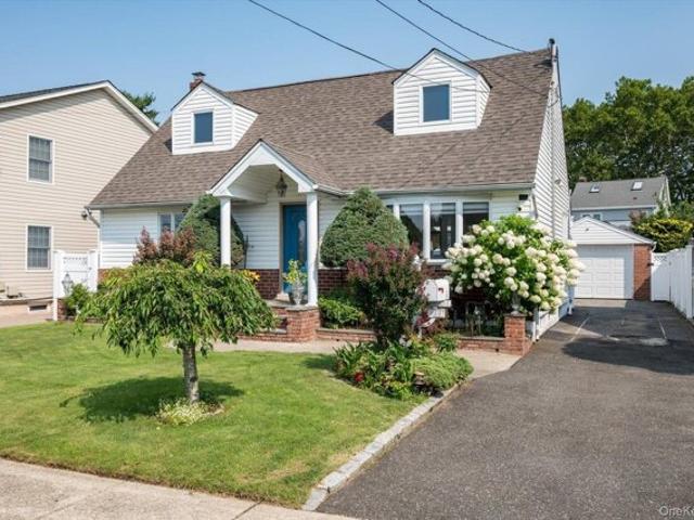 Cathedral Ave, Franklin Square, Home For Sale