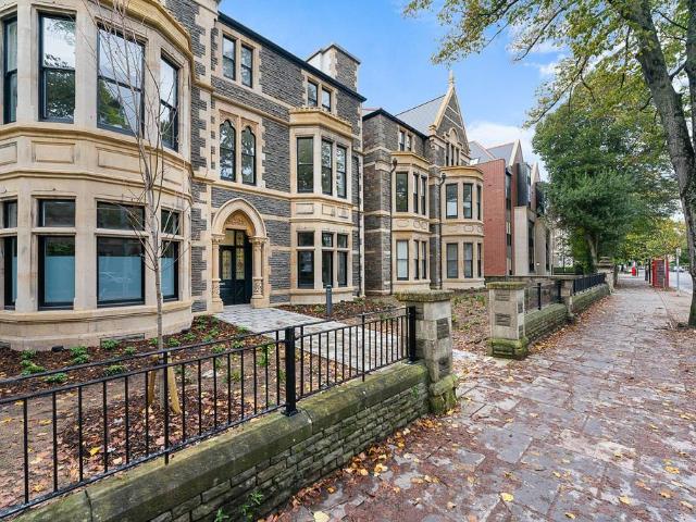 Cathedral Road, Cathedral Gardens. 3 bed flat to rent £1,800 pcm £415 pw