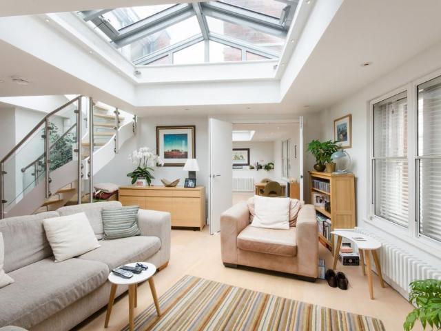 Catherine Street, Covent Garden, WC2B 2 bed apartment to rent £5,200 pcm £1,200 pw