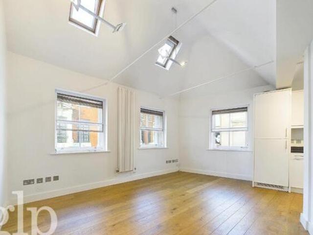 Catherine Street, London, 2 Bedroom Flat