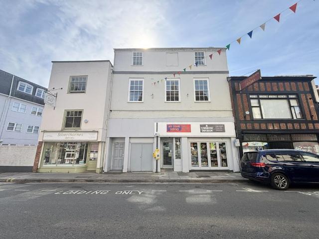 Catherine Street, Salisbury. 1 bed flat to rent £1,000 pcm £231 pw