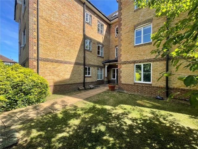 Catherine Place, Harrow, HA1 2 bed apartment to rent £1,950 pcm £450 pw