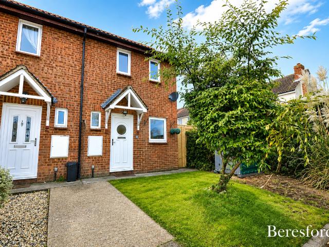 Catherines Close, Great Leighs CM3, 2 bed end terrace house to rent, £1,395 pcm | PrimeLocation