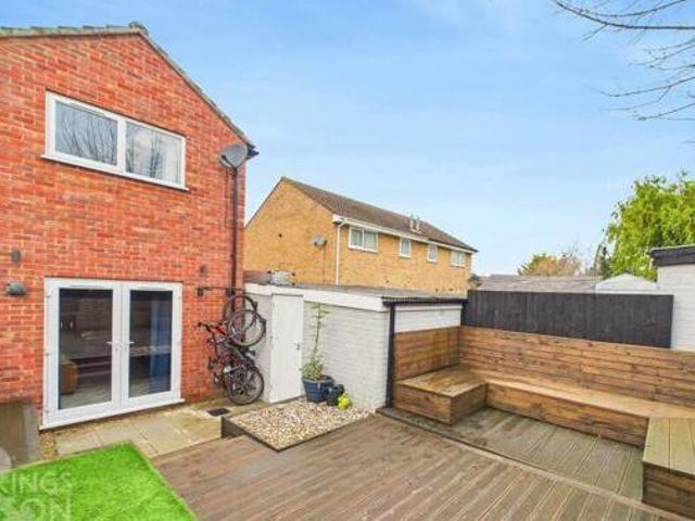 Catmere Herne, Mulbarton, 3 Bedroom Semi detached