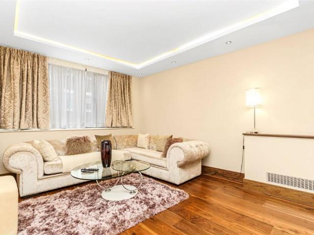 Cato Street, London, W1H 4 bed house to rent £8,498 pcm £1,961 pw