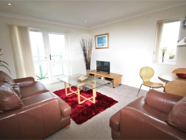 Catrin House, Maritime Quarter, Swansea SA1, 2 bed flat to rent, £975 pcm | PrimeLocation
