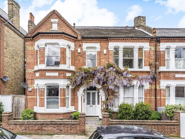 Cautley Avenue, Clapham South SW4, 2 bed flat to rent, £2,850 pcm | PrimeLocation
