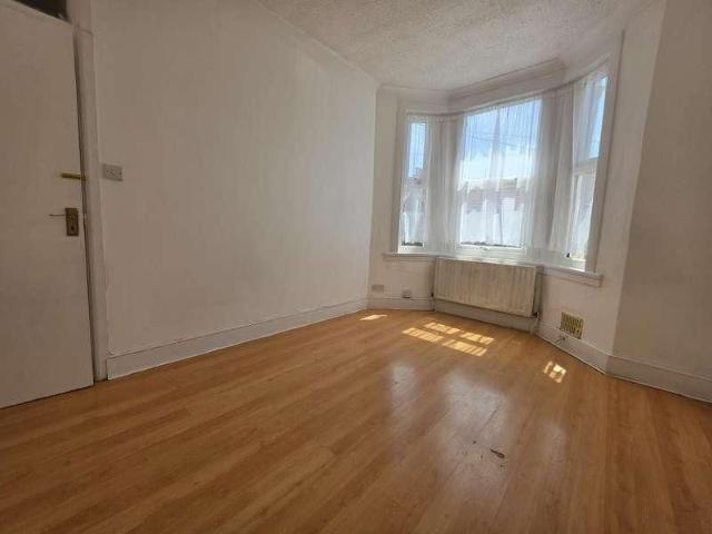 Caulfield Road, London, East Ham, E6