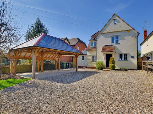 Causeway End, Felsted CM6, 4 bed detached house to rent, £3,000 pcm | PrimeLocation