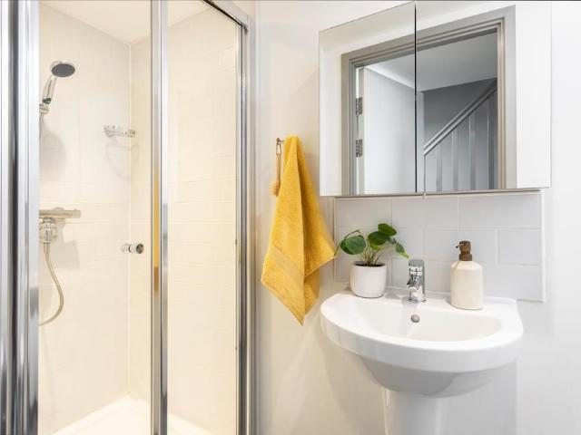 Causewayend, Aberdeen AB25, Studio to rent, £1,062 pcm | PrimeLocation