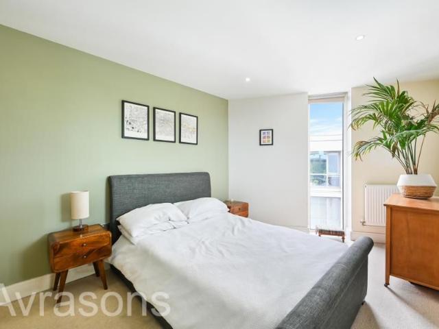 Causton House, Printers Road SW9, 2 bed flat to rent, £2,500 pcm | PrimeLocation
