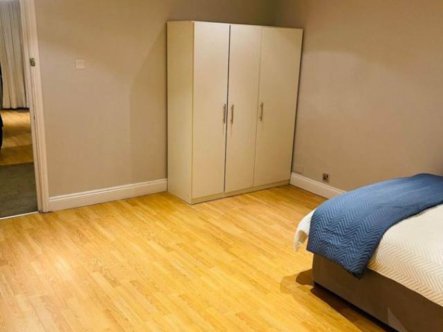 Cavalier Gardens, Hayes UB3, Room to rent, £950 pcm | PrimeLocation