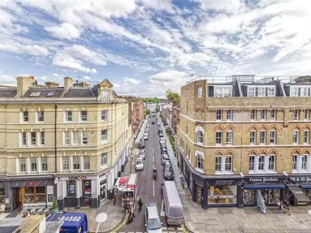 Cavaye Place, Chelsea, London 2 bed flat for sale £870,000