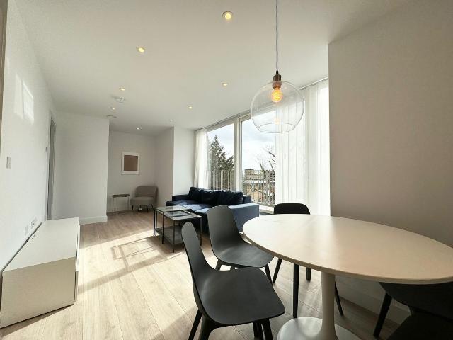 Cavell Court, Dulwich SE22, 2 bed flat to rent, £3,000 pcm | PrimeLocation
