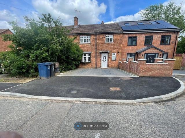 Cavendish Close, Amersham HP6, 3 bed terraced house to rent, £2,400 pcm | PrimeLocation