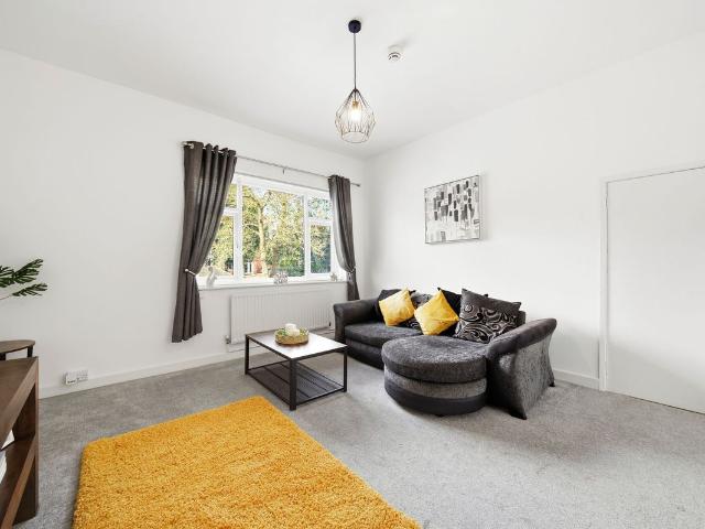 Cavendish Crescent South, Nottingham NG7, 1 bed flat to rent, £950 pcm | PrimeLocation