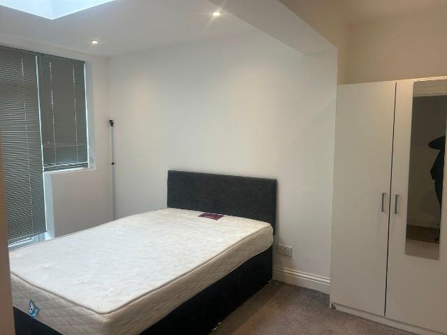 Cavendish Avenue, Ruislip HA4, 1 bed property to rent, £875 pcm | PrimeLocation