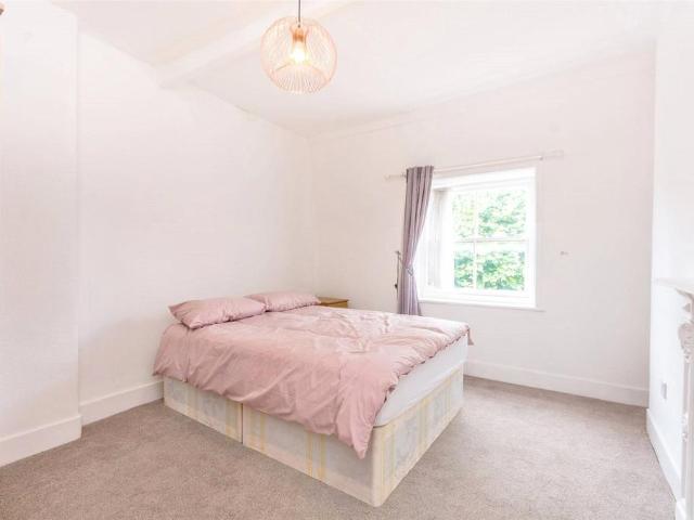 Cavendish Buildings, GILBERT STREET. 2 bed apartment to rent £3,499 pcm £807 pw