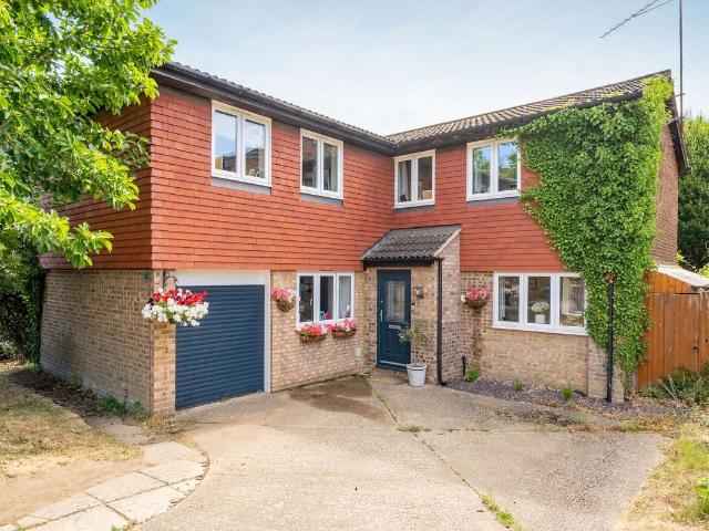Cavendish Meads, Sunninghill SL5, 5 bed detached house to rent, £4,000 pcm | PrimeLocation
