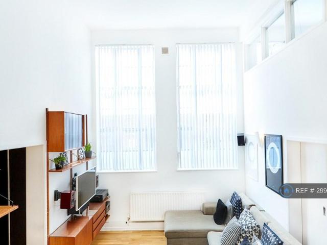 Cavendish Street, Brighton, BN2 2 bed flat to rent £2,095 pcm £483 pw