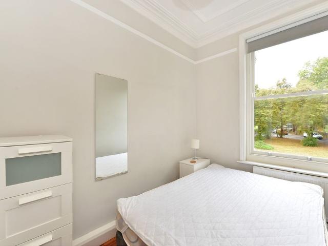 Cavendish Parade, Clapham Common Southside, Clapham, London, SW4