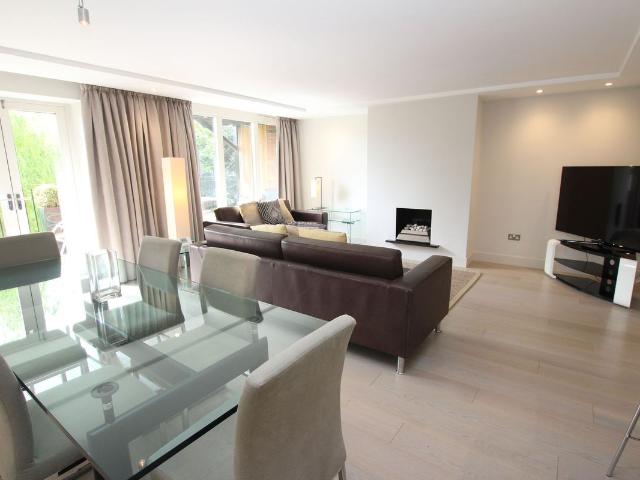 Cavendish Place Cavendish Crescent South, Nottingham. NG7, 2 bed flat to rent, £1,975 pcm | PrimeLocation