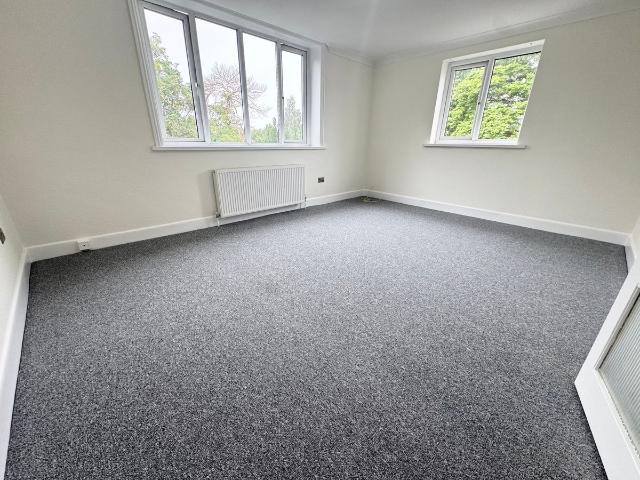 Cavendish Place, Bournemouth BH1, 2 bed flat to rent, £1,350 pcm | PrimeLocation