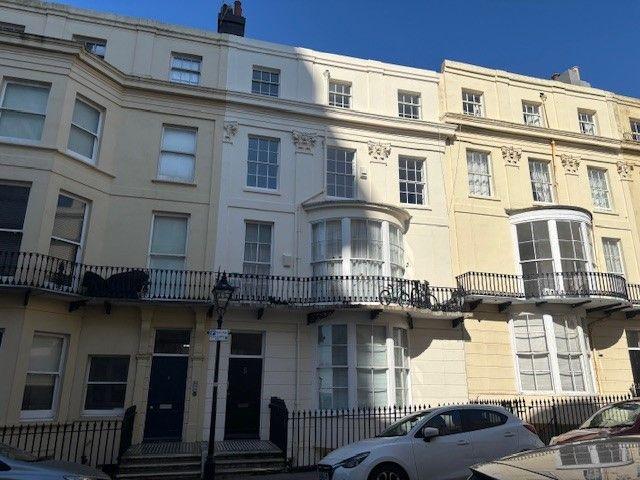 Cavendish Place, Brighton BN1, 2 bed flat to rent, £1,550 pcm | PrimeLocation