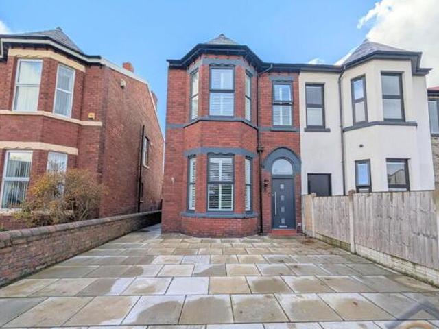 Cavendish Road, Birkdale, 5 Bedroom Semi detached