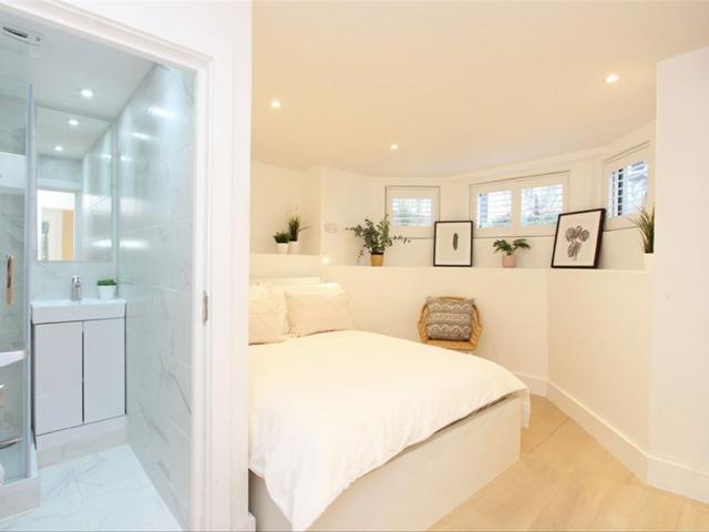 Cavendish Road, Brondesbury Park NW6, Room to rent, £1,300 pcm | PrimeLocation