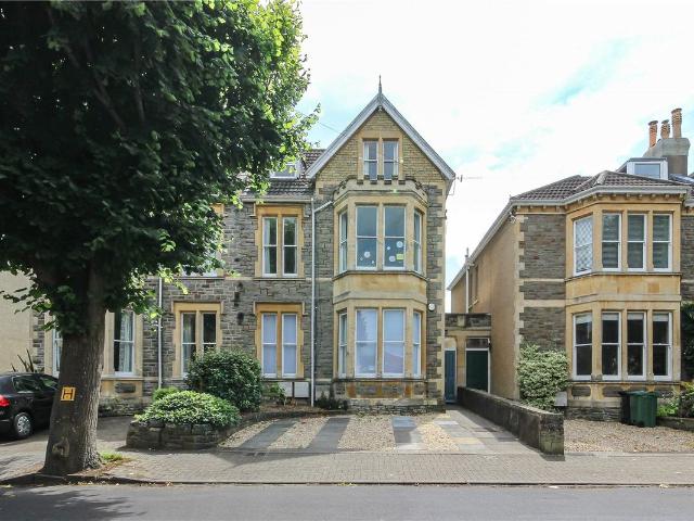 Cavendish Road, Henleaze, Bristol BS9, 2 bed flat to rent, £1,500 pcm | PrimeLocation