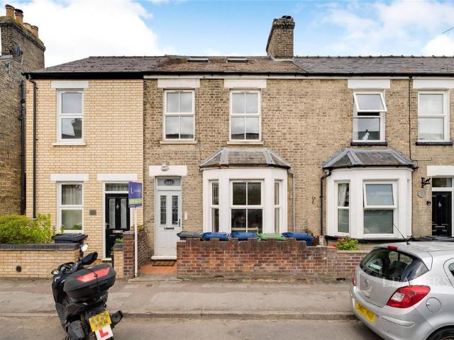 Cavendish Road, Cambridge. 1 bed terraced house to rent £4,300 pcm £992 pw