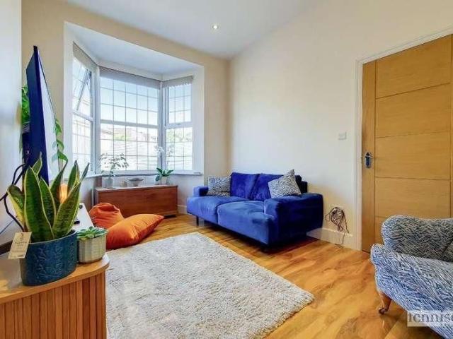 Cavendish Road, Colliers Wood, SW19