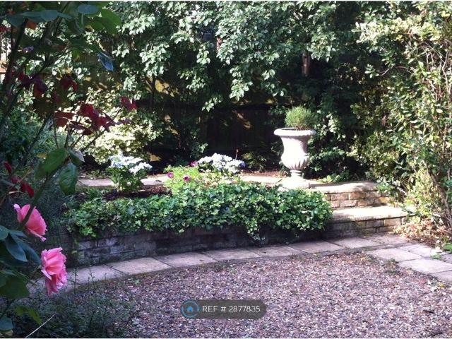 Cavendish Road, London SW12, 2 bed flat to rent, £3,400 pcm | PrimeLocation