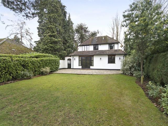 Cavendish Road, St George's Hill, Weybridge KT13, 4 bed detached house to rent, £4,500 pcm | PrimeLocation