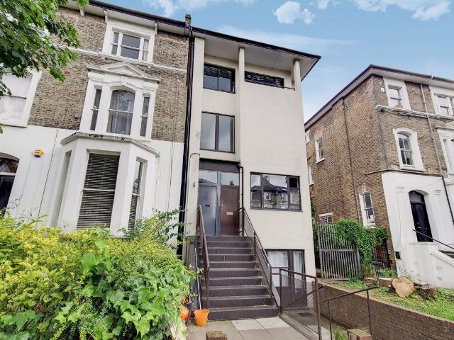 Caversham Road, Kentish Town, London NW5, 4 bed flat to rent, £5,999 pcm | PrimeLocation