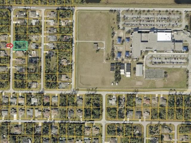 Caviar St, North Port, FL 34286