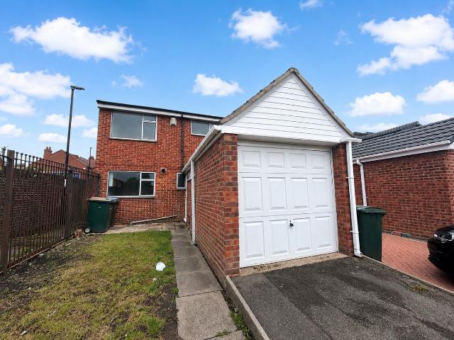 Cawthorne Close, Coventry CV1, 3 bed property to rent, £1,200 pcm | PrimeLocation