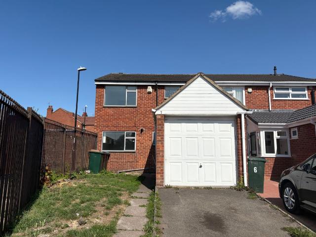 Cawthorne Close, Coventry CV1, 3 bed property to rent, £1,200 pcm | PrimeLocation