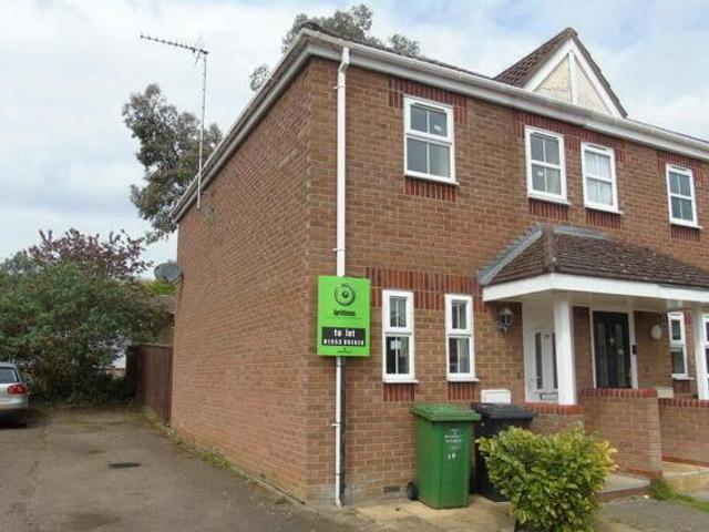 Caxton Court, Bishops Park, 2 Bedroom End