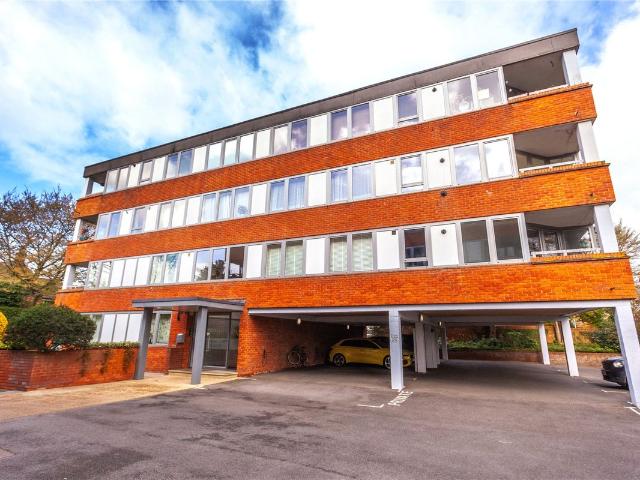 Caxton Court, St Marks Road, Henley On Thames, Oxfordshire RG9, 2 bed flat to rent, £1,400 pcm | PrimeLocation