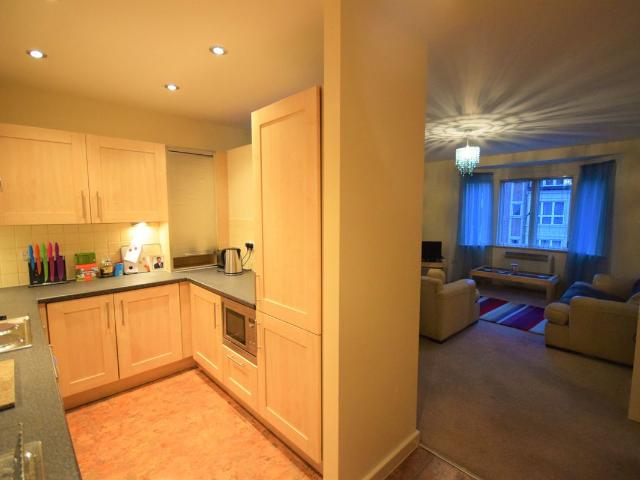 Caxton Place, Wrexham LL11, 1 bed flat to rent, £800 pcm | PrimeLocation