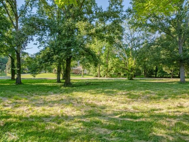 Cayce Valley Dr, Columbia, TN 38401